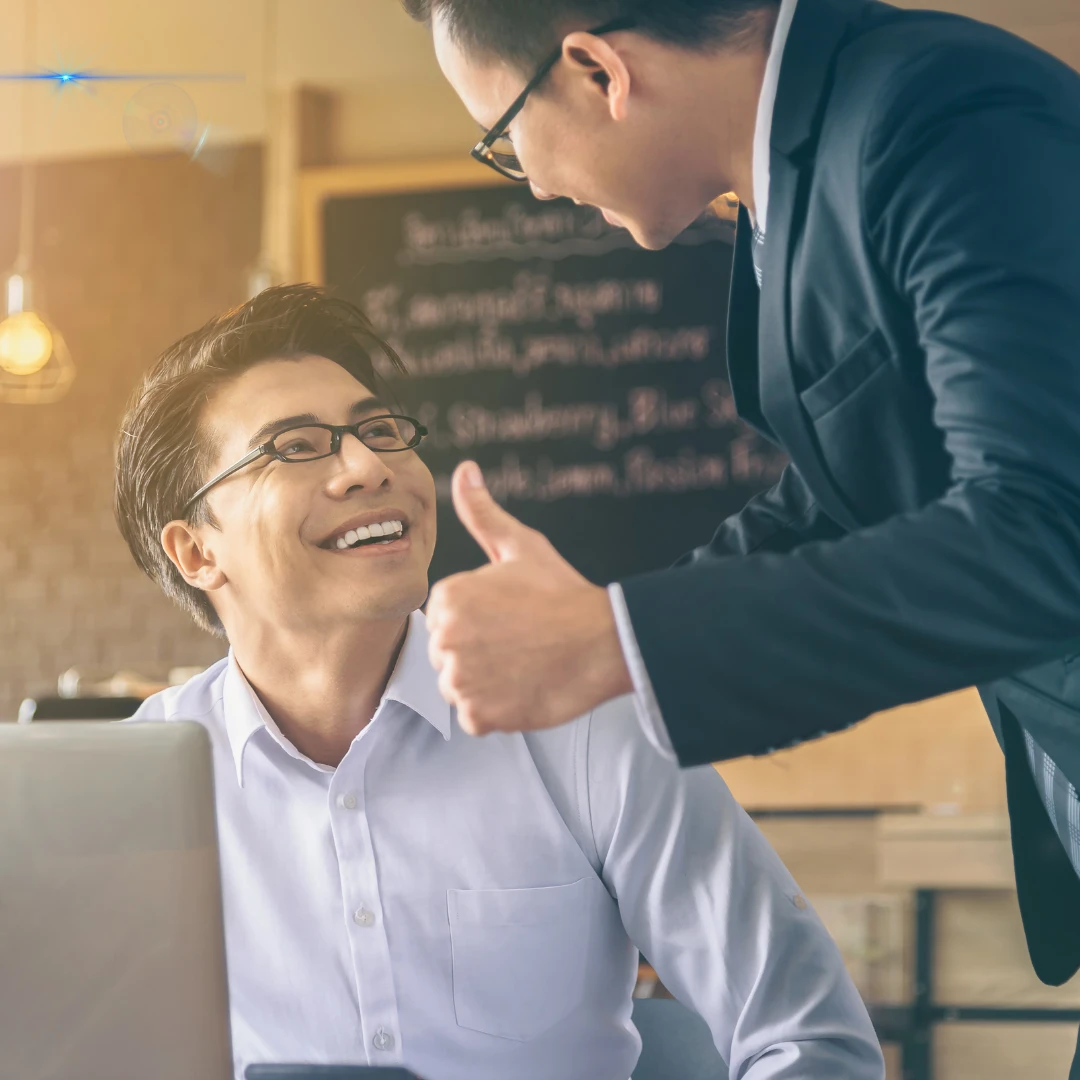 How To Respond To Compliments Without Saying Thank You - Powerful Sight